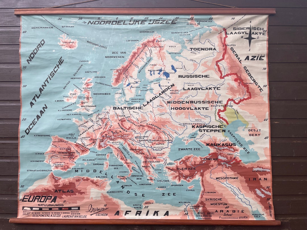 Lovely Vintage Map of EUROPE Roll Down School Map Screen Printed World ...