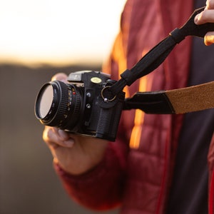 Tan Cross-body Personalized Leather Camera Strap - for Dslr/slr ...