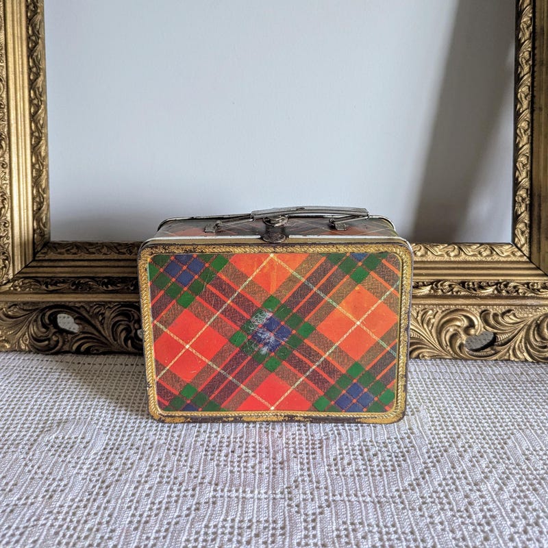 Vintage Lunch Box - Etsy