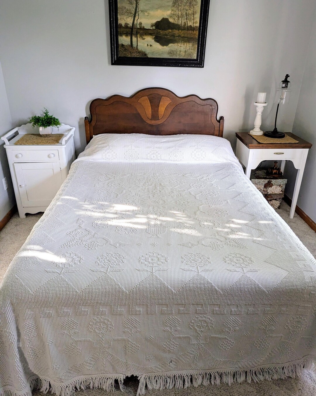Vintage Hobnail Chenille Ivory Bedspread, Bates George Washington ...