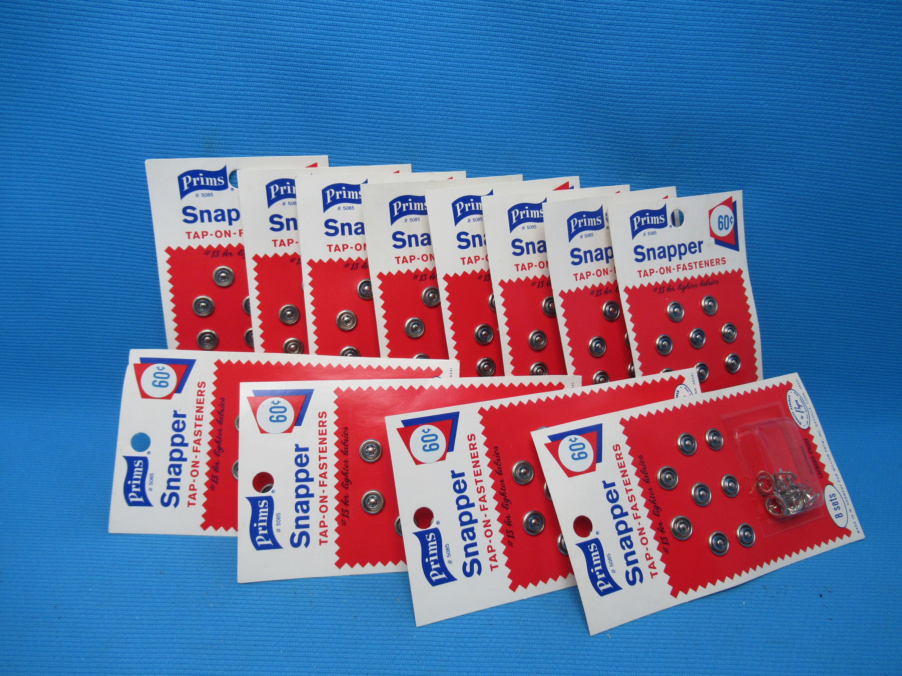 Vintage Snap Fasteners 15 Snapper Tap on Fastener Prims | Etsy