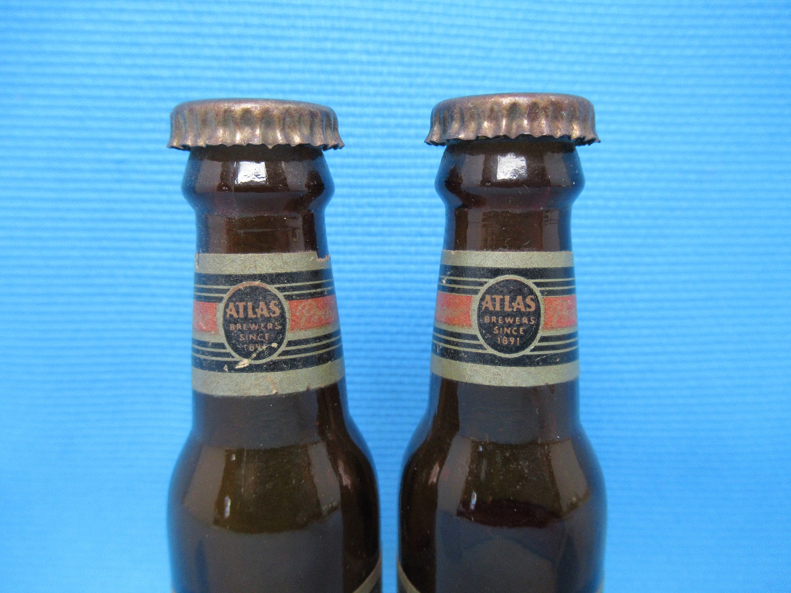 Vintage RARE Prager Beer, Atlas Brewing Company, Salt & Pepper Shakers ...