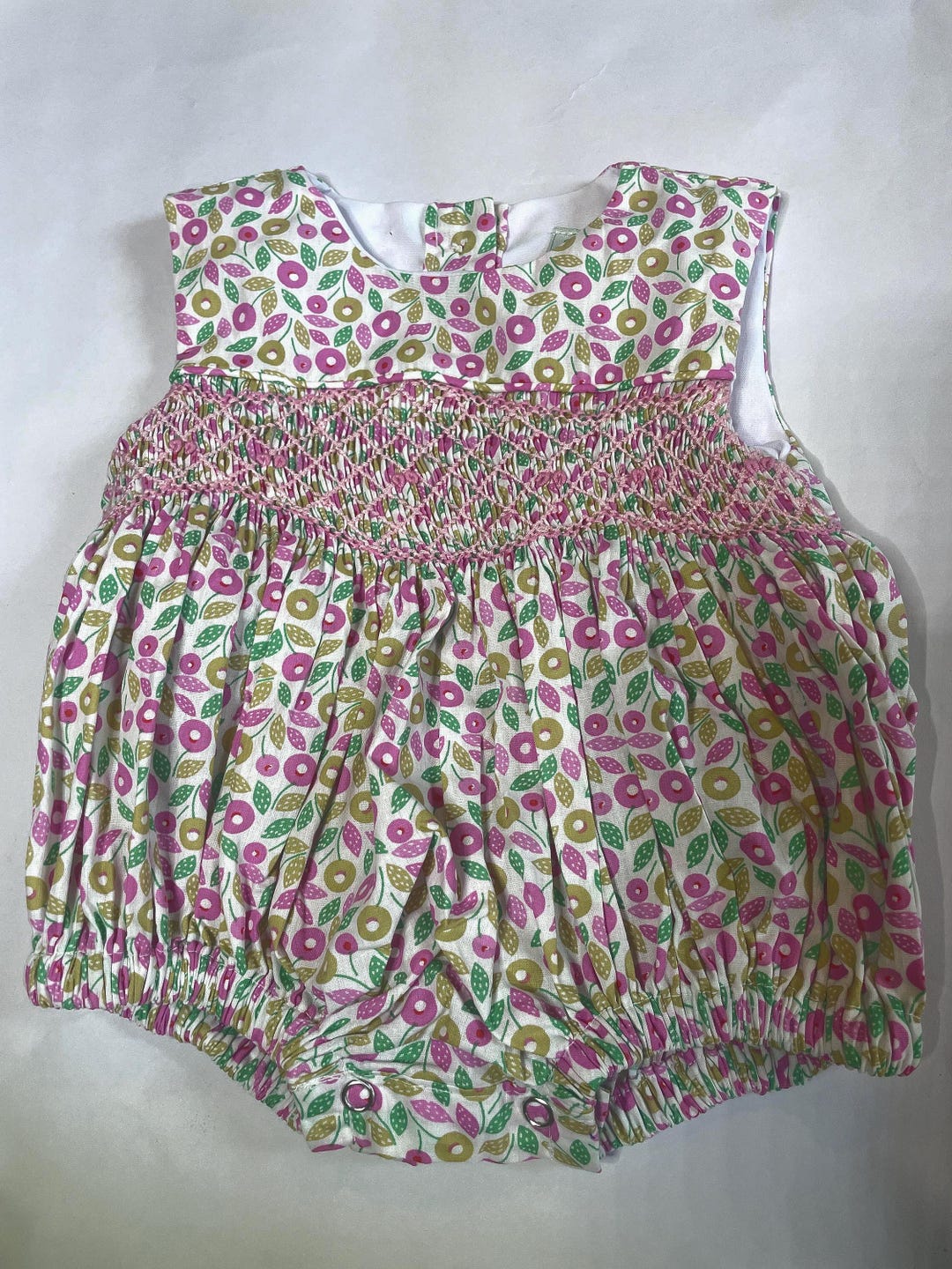 Summer Fun Pink Bubble, Pink Smock Bubble, Summer Smock Bubble. Smock ...