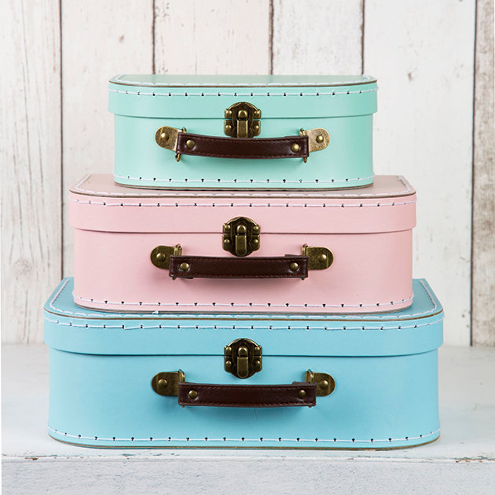 The set of 3 pastel suitcases | Etsy