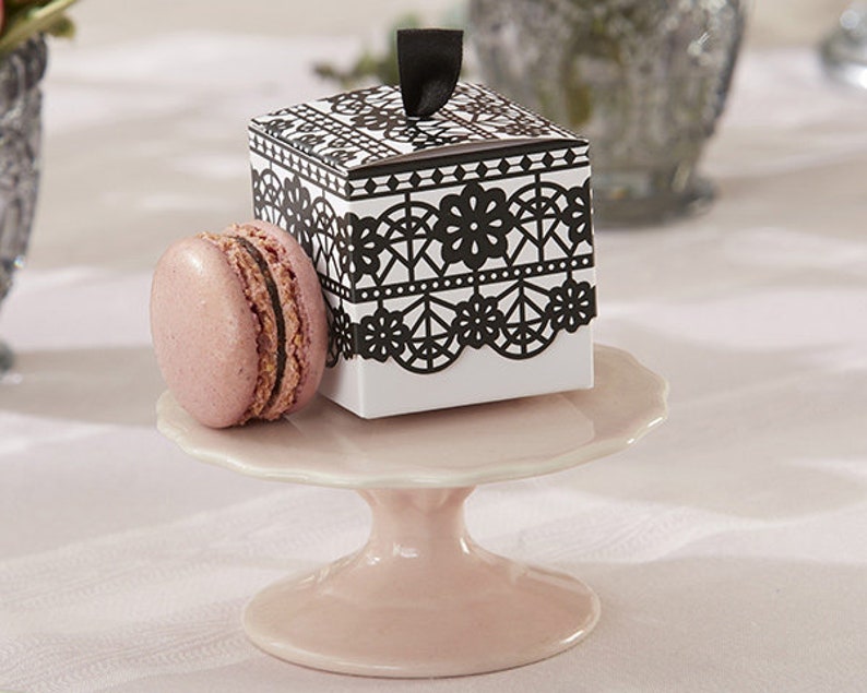 Black Lace Box x24 - Etsy