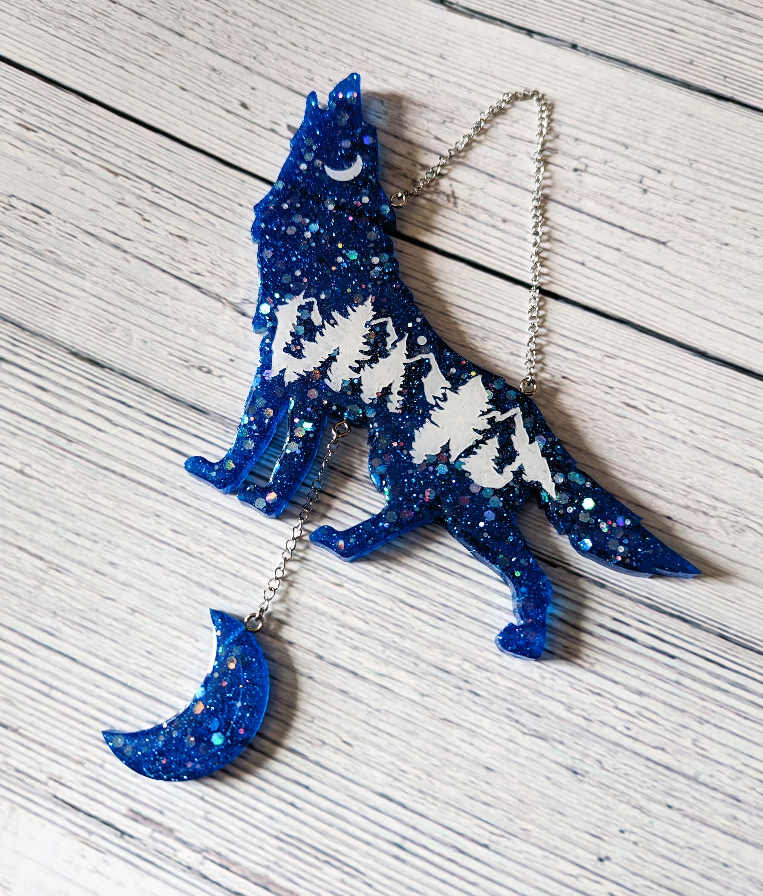Resin Wolf Wall Hanging, Wolf and Moon Wall Decor, Celestial Wolf Decor ...