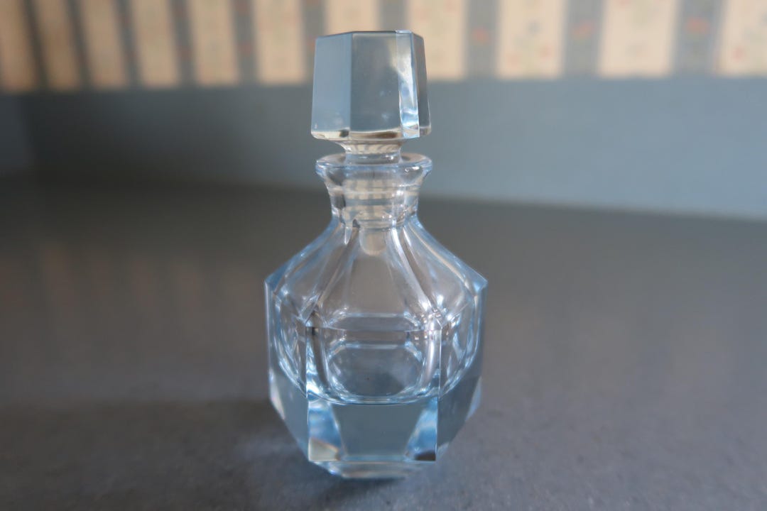 Vintage Oneida Crystal Perfume Bottle: Hex Blue Lead Crystal, Original ...
