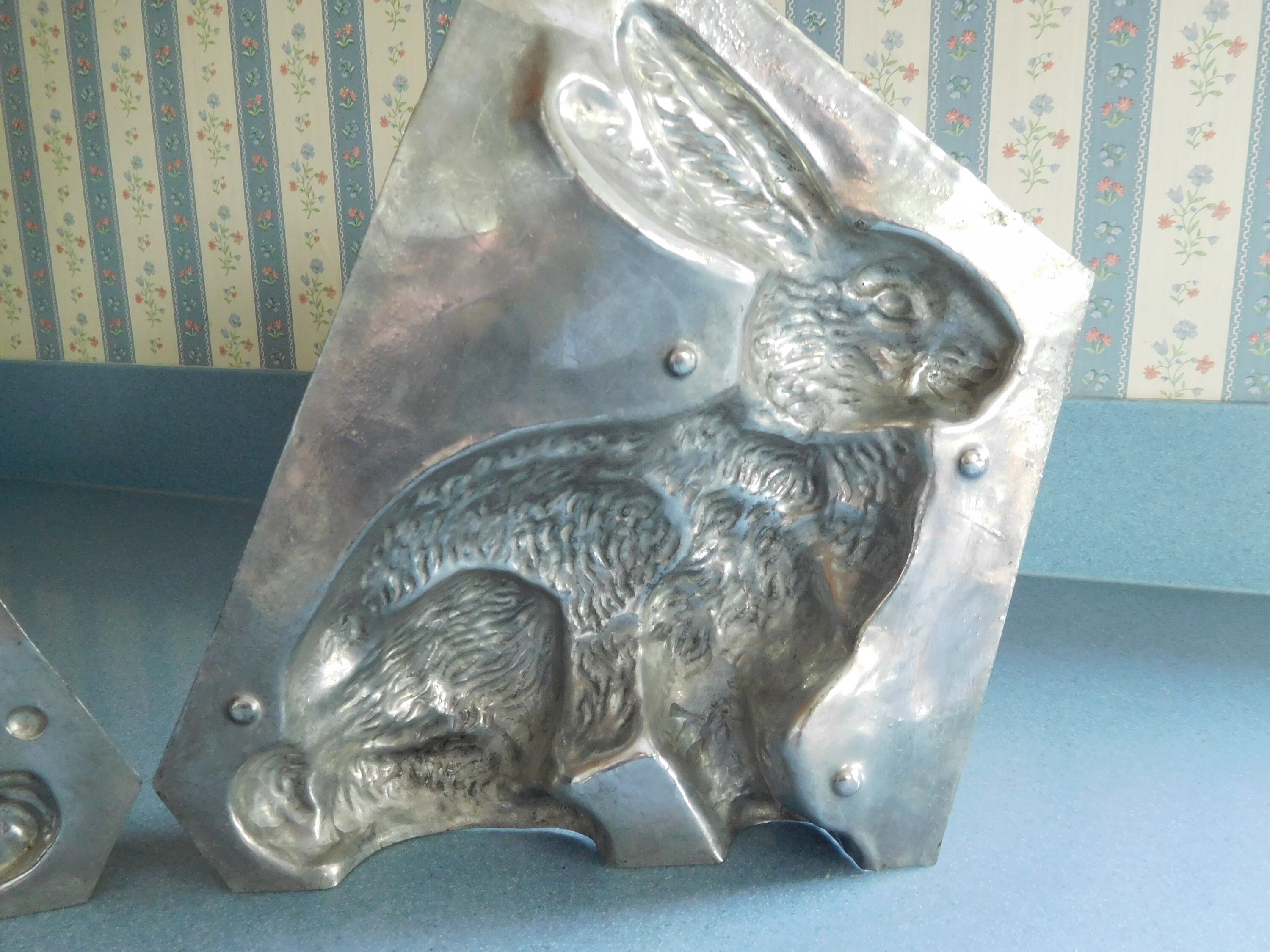 Classic Sitting Rabbit Metal Candy Mold 9 High Unknown | Etsy