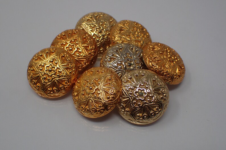 Eight Vintage Golden Ball Button - Etsy