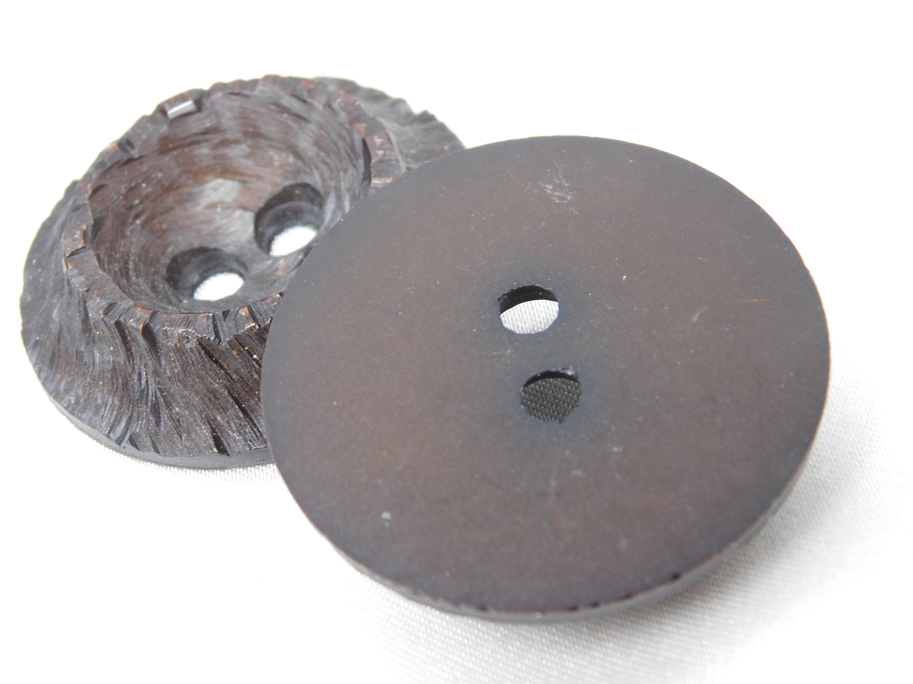 Pair of vintage buttons | Etsy