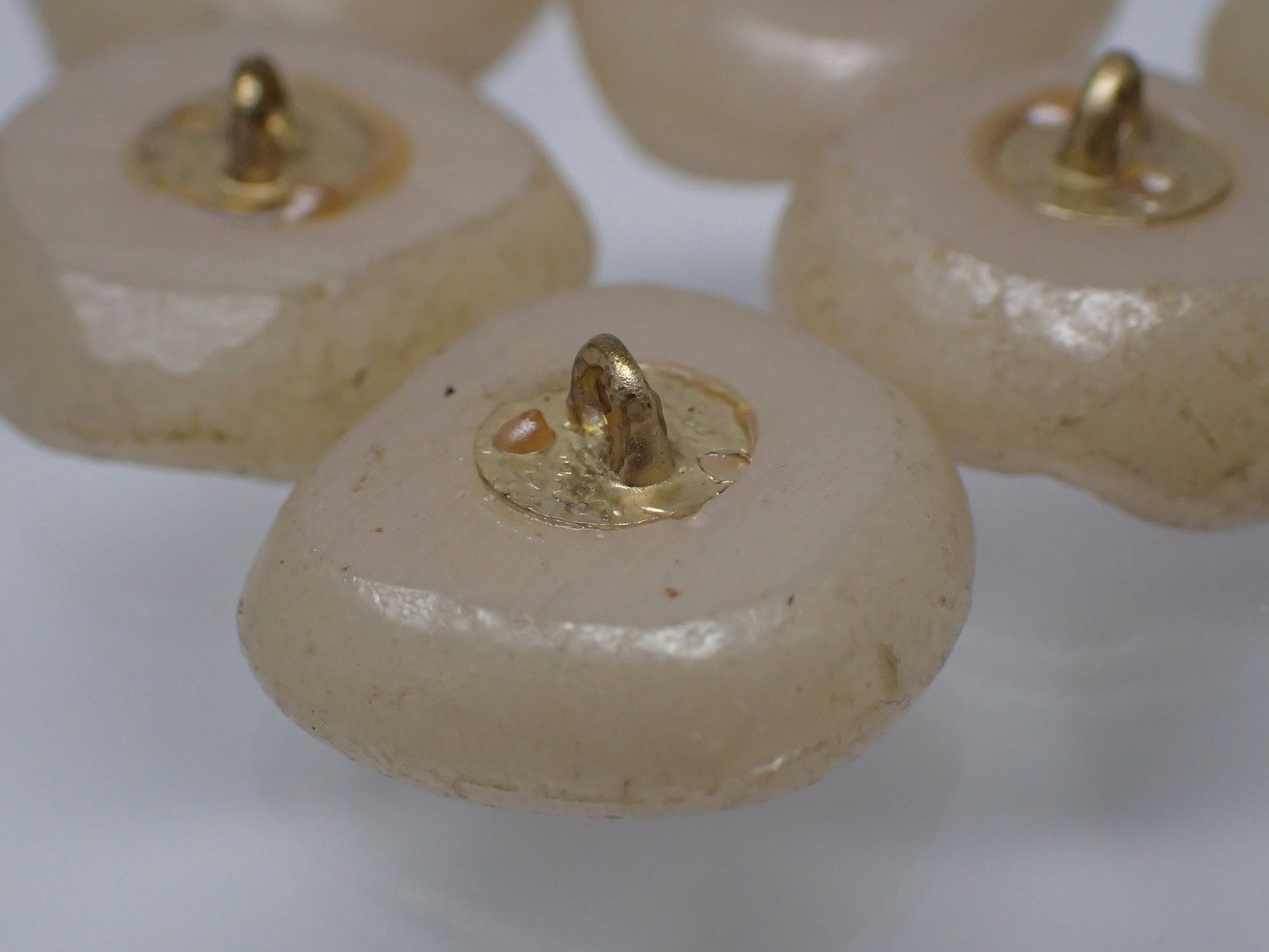 Six Vintage Resinous Rock Buttons | Etsy