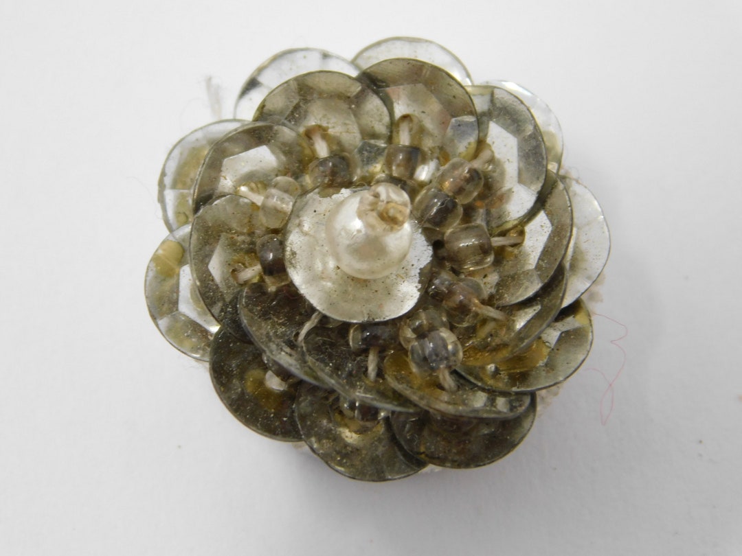 Vintage White Daisy Button Cover - Etsy