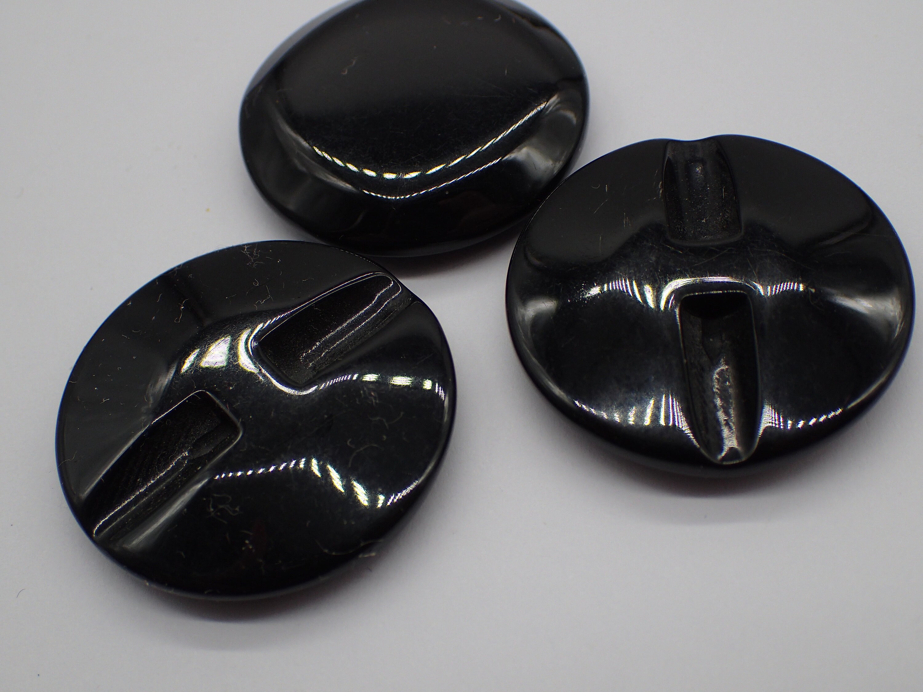 Five Vintage Buttons | Etsy