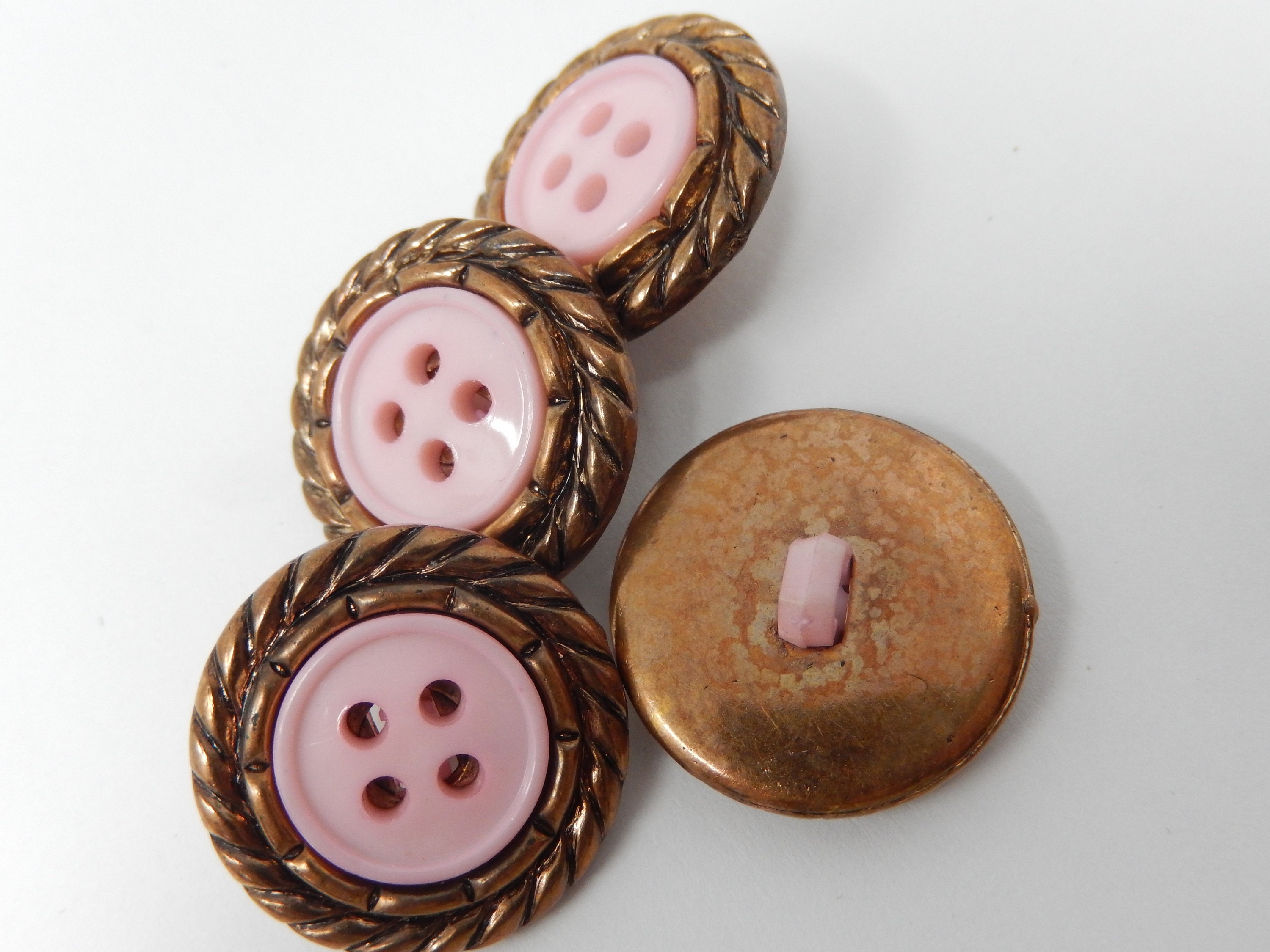 Four Pink Buttons Circled, Diameter 2.2 Cm - Etsy