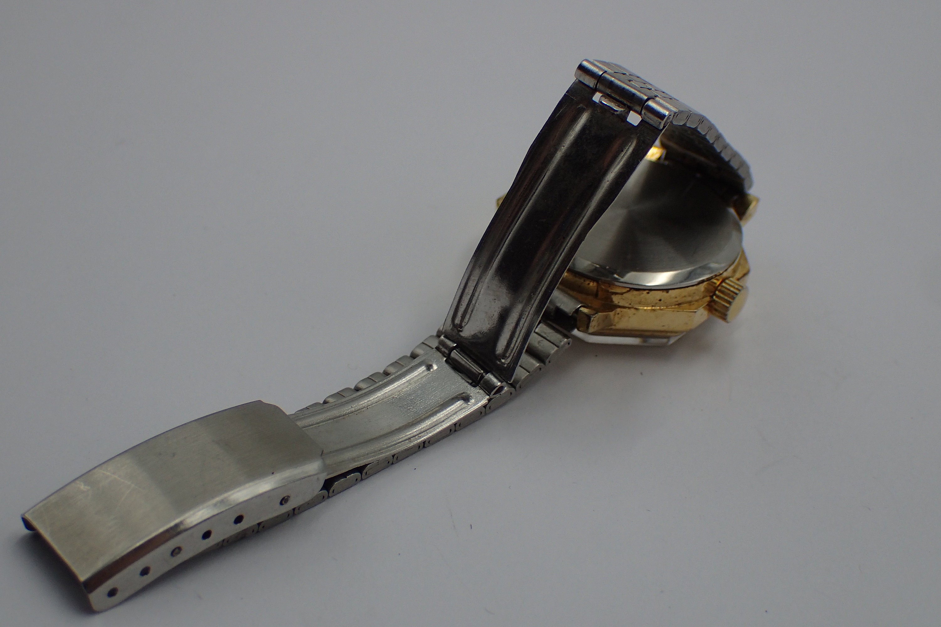 New Classic Vintage Wristwatch - Etsy New Classic Vintage Wristwatch - Etsy