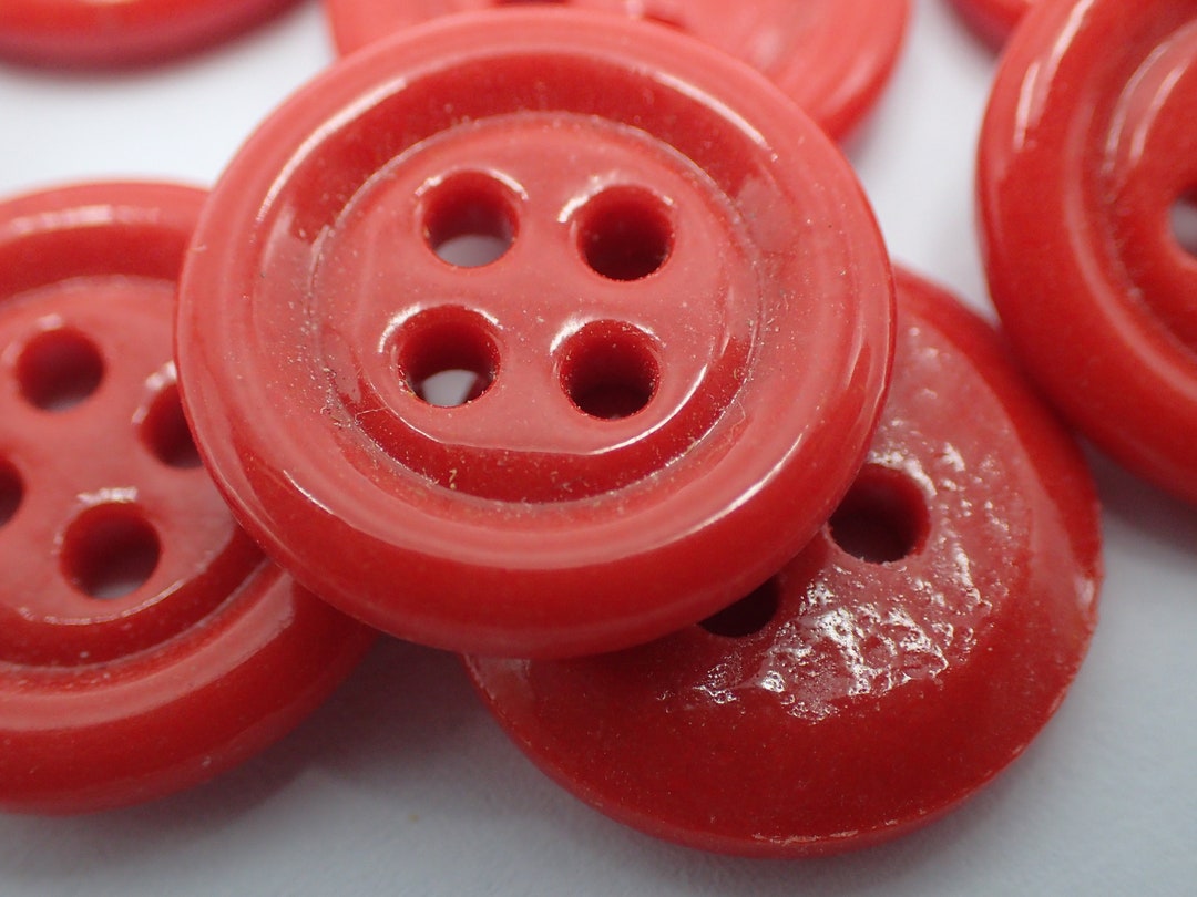 Ten Buttons, Art Nouveau in Red Glass - Etsy