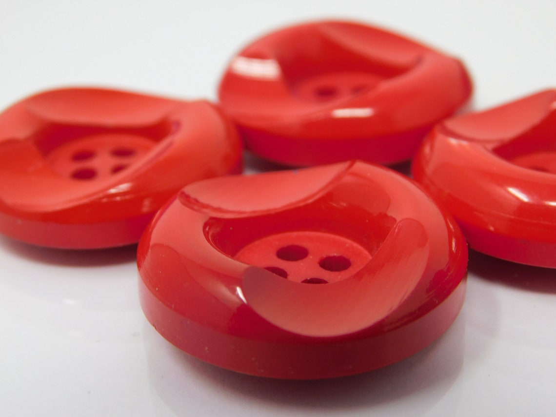 Five Red Vintage Buttons - Etsy