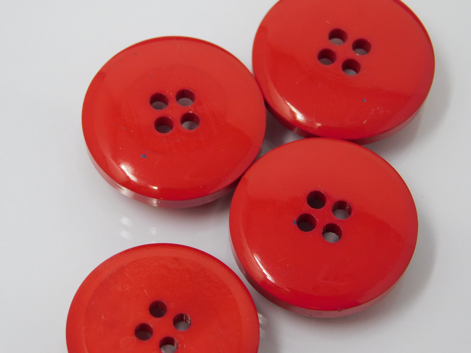 Five Red Vintage Buttons - Etsy