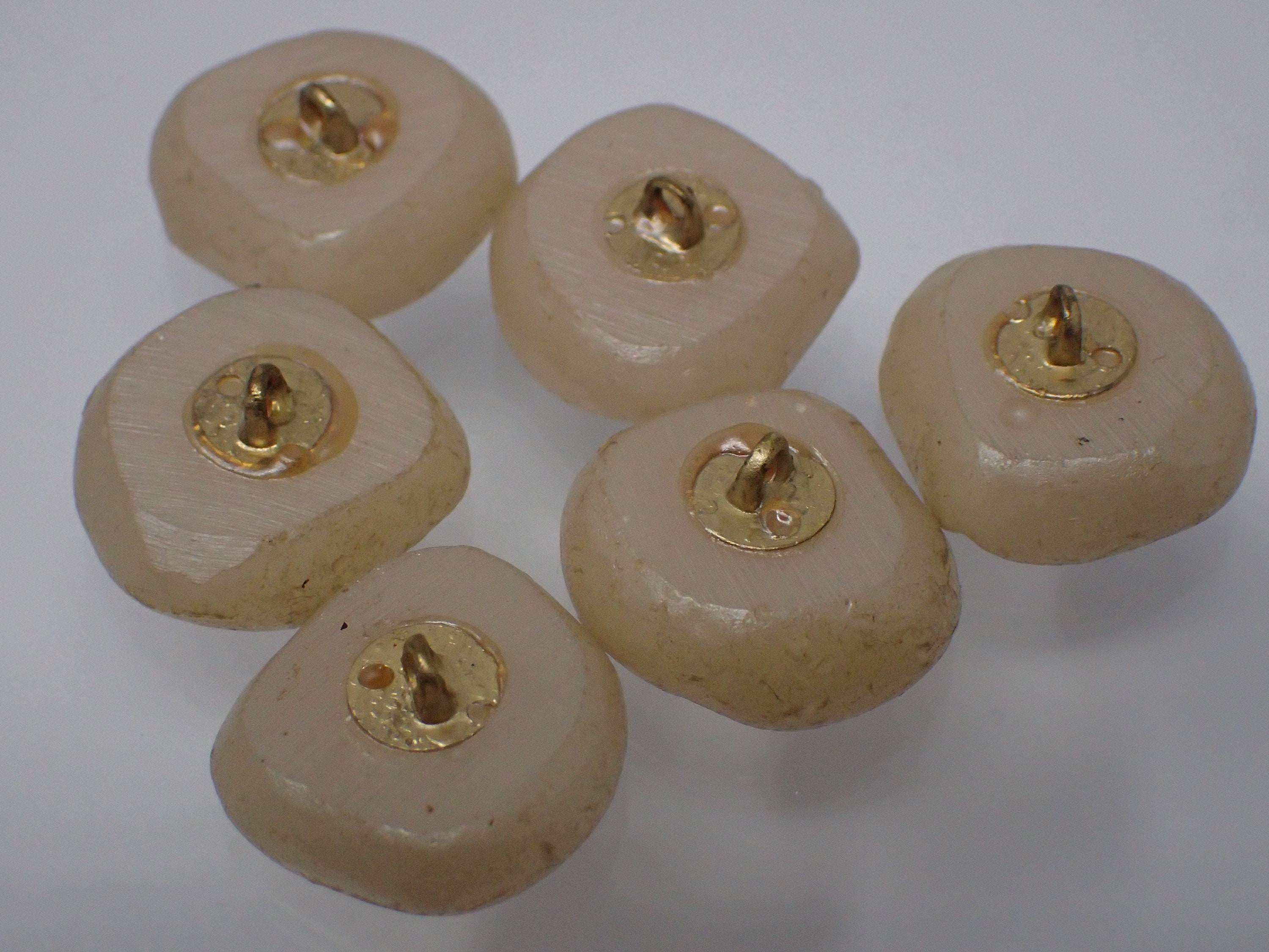 Six Vintage Resinous Rock Buttons | Etsy
