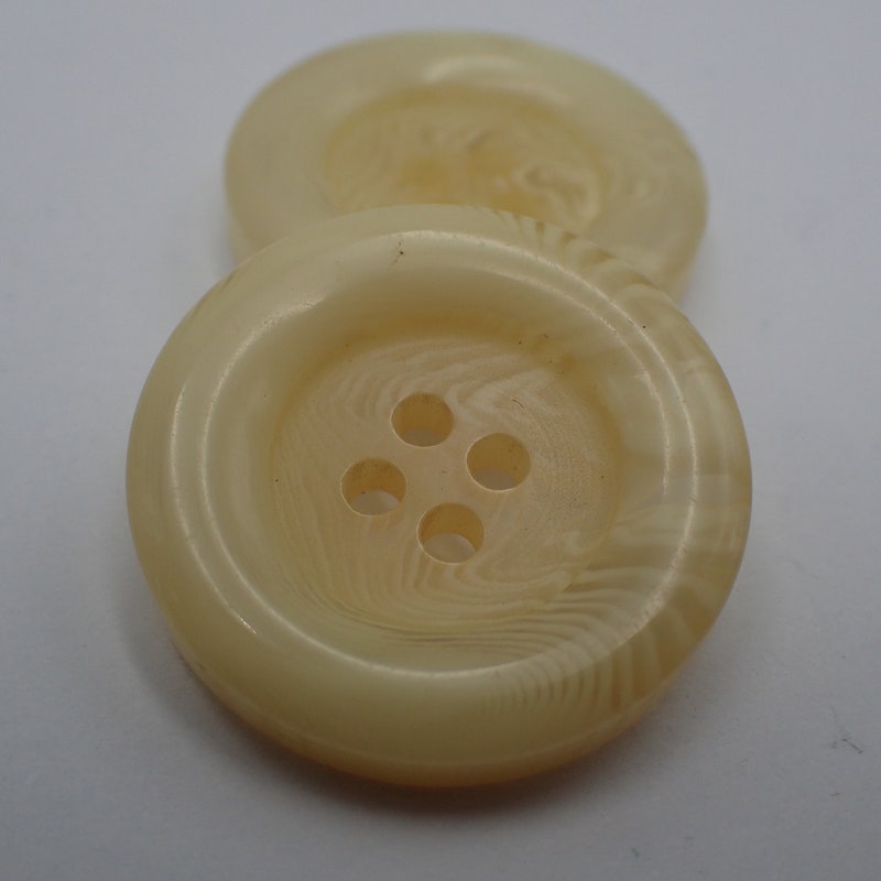 Bakelite Buttons - Etsy