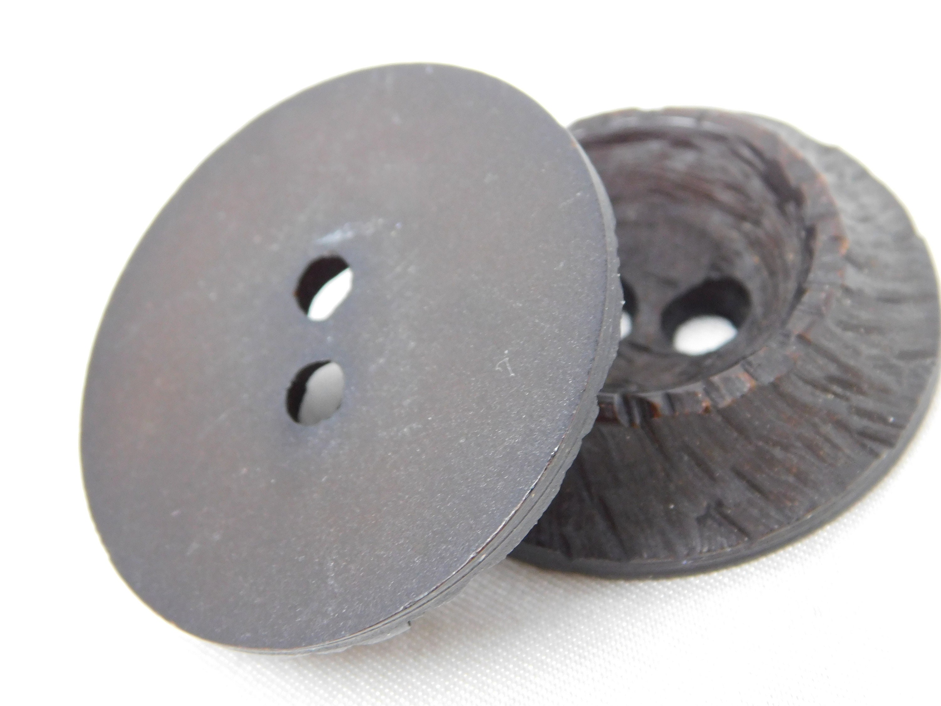 Pair of vintage buttons | Etsy