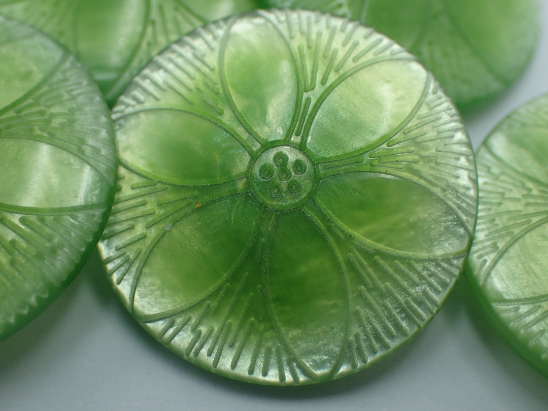 Five Vintage Green Rosette Buttons - Etsy