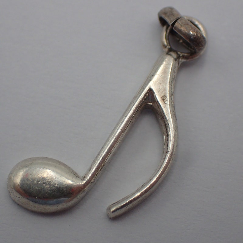 Musical Locket - Etsy