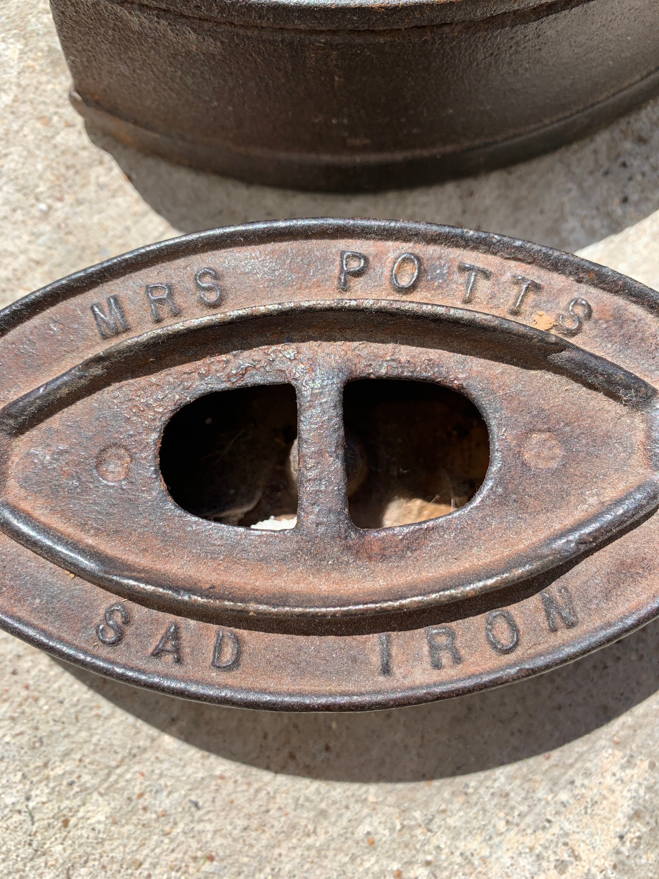 Antique Vintage MRS POTTS Sad Iron Bookends Doorstops Decor - Etsy