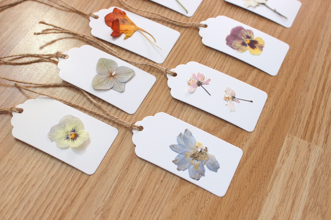 Real Pressed Flower Tags | Wedding Favour | Gift Tags | Botanical Decor ...