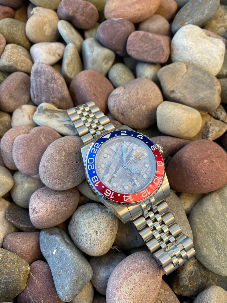 Pepsi Homage Watch//rolex gmt master II//Submariner//snoopy | Etsy