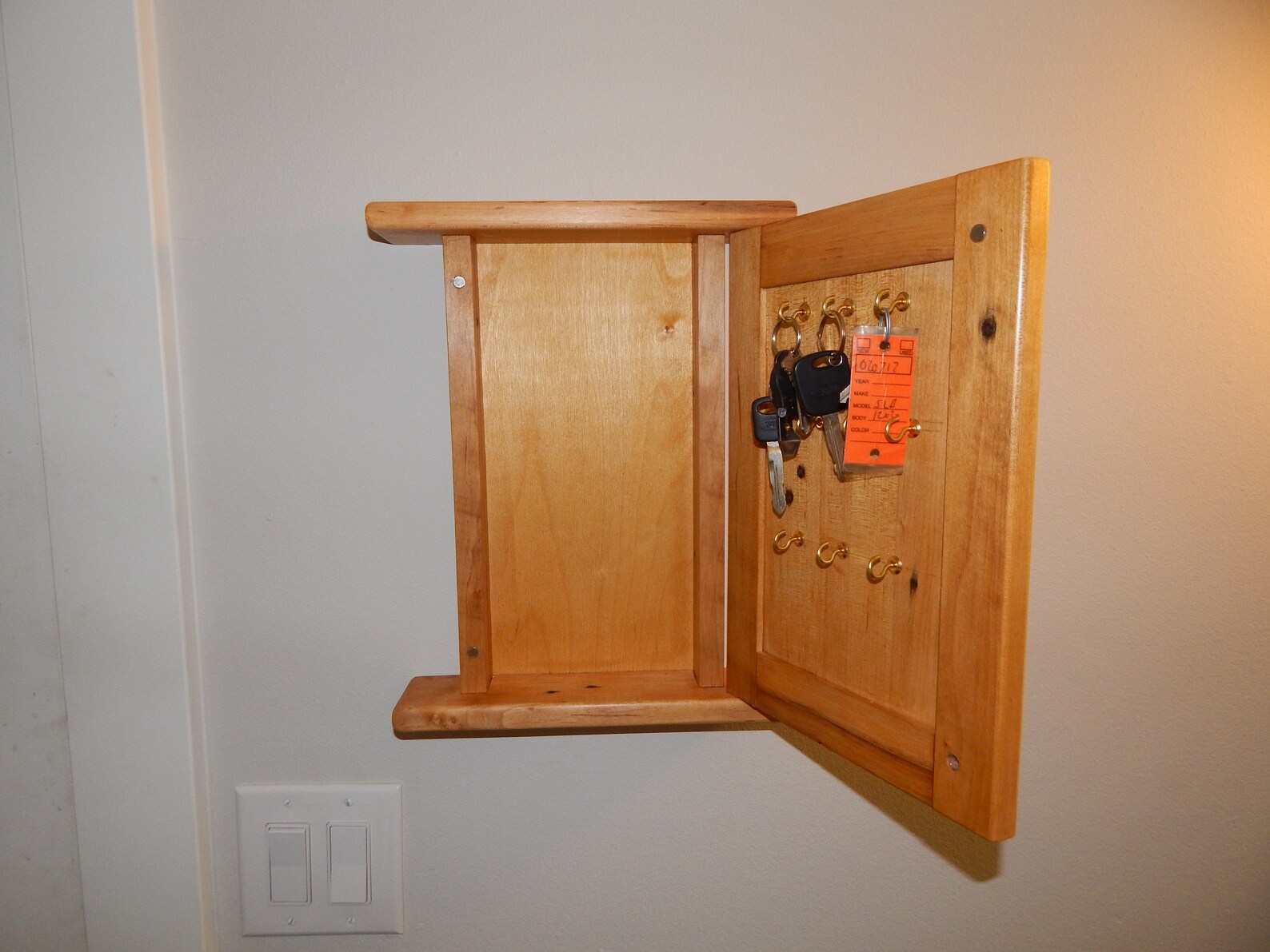 Key Holder Cabinet - Plans - Etsy