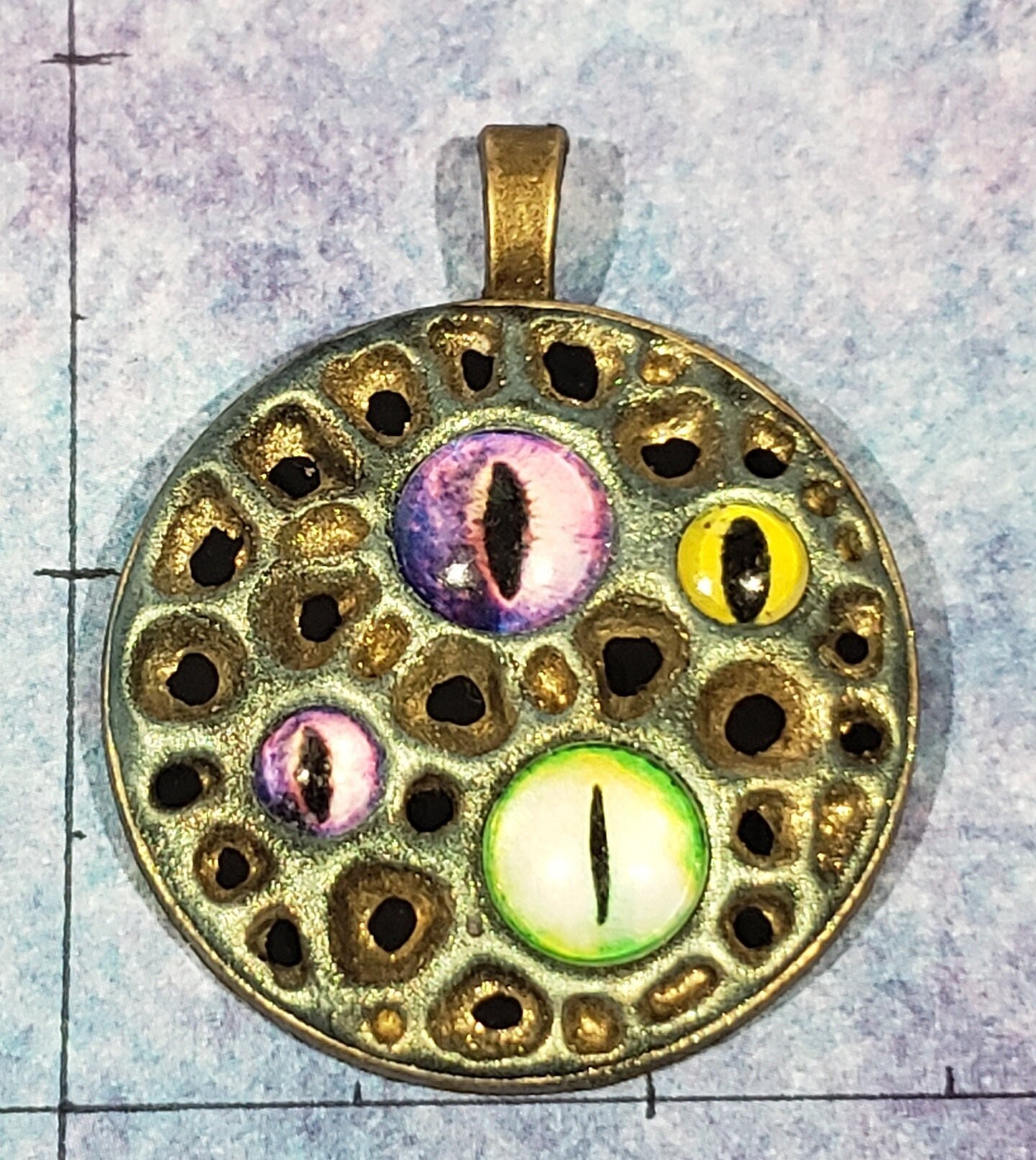 Eyes and Trypophobia Pendant - Etsy