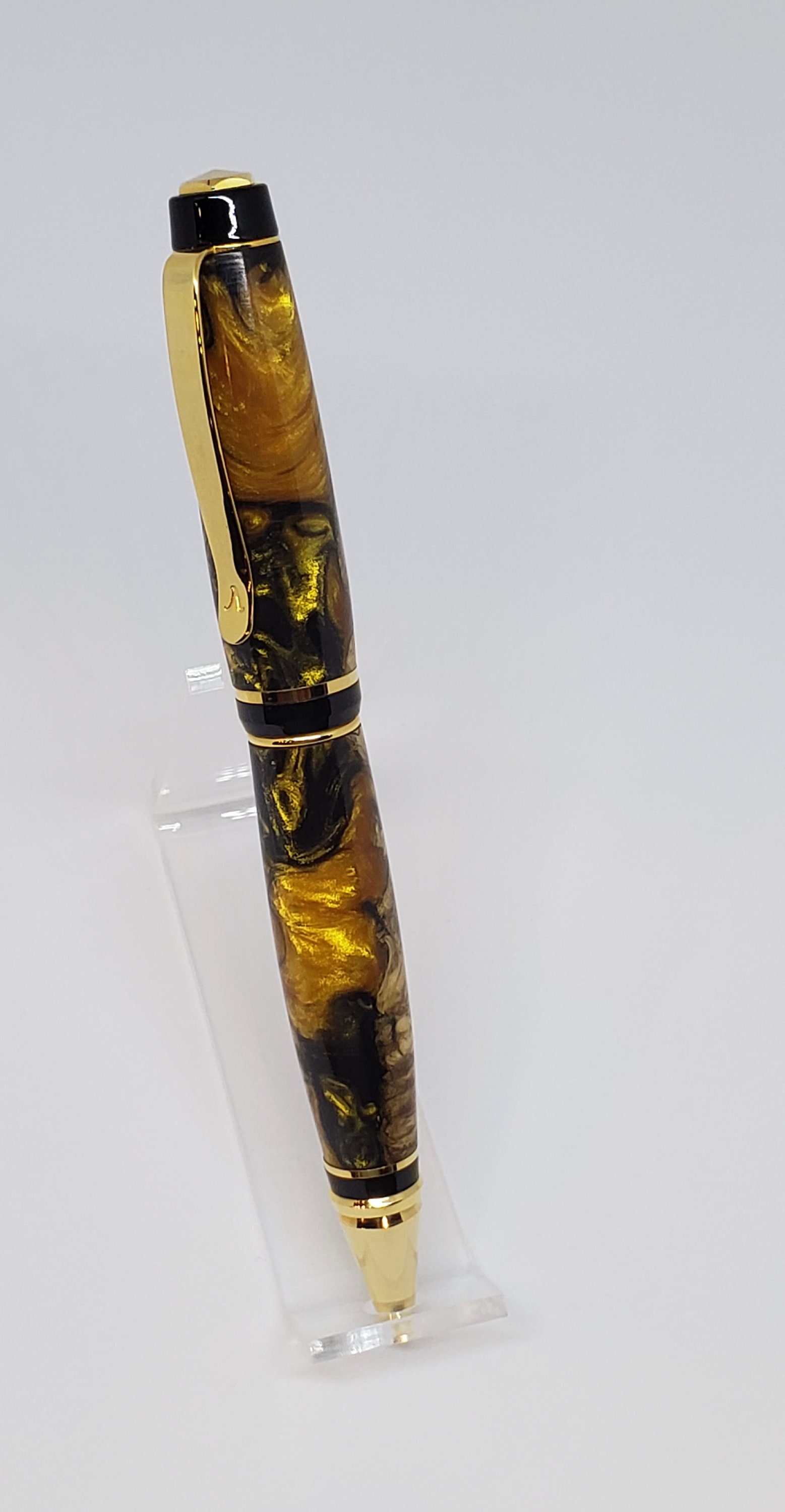 Beautiful Handcrafted Gold Fiji Fusion Cigar Pen