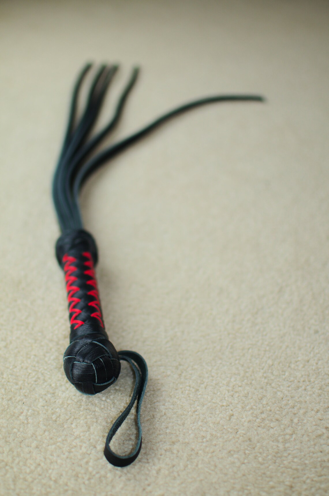 Streng Cat O'five Belt Tail Whip Premium Leather 5 Tails | Etsy