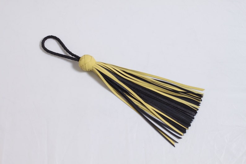 Flogger LOOP Premium Leather 58 Tails. | Etsy