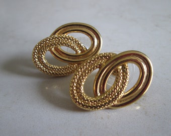 Signed MONET Scalloped Shell Statement Earrings for Pierced - Etsy