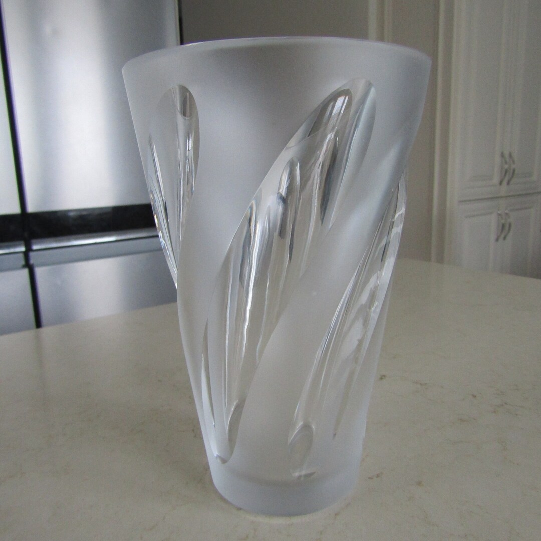 Vintage Peill and Putzler Crystal Vase - Etsy