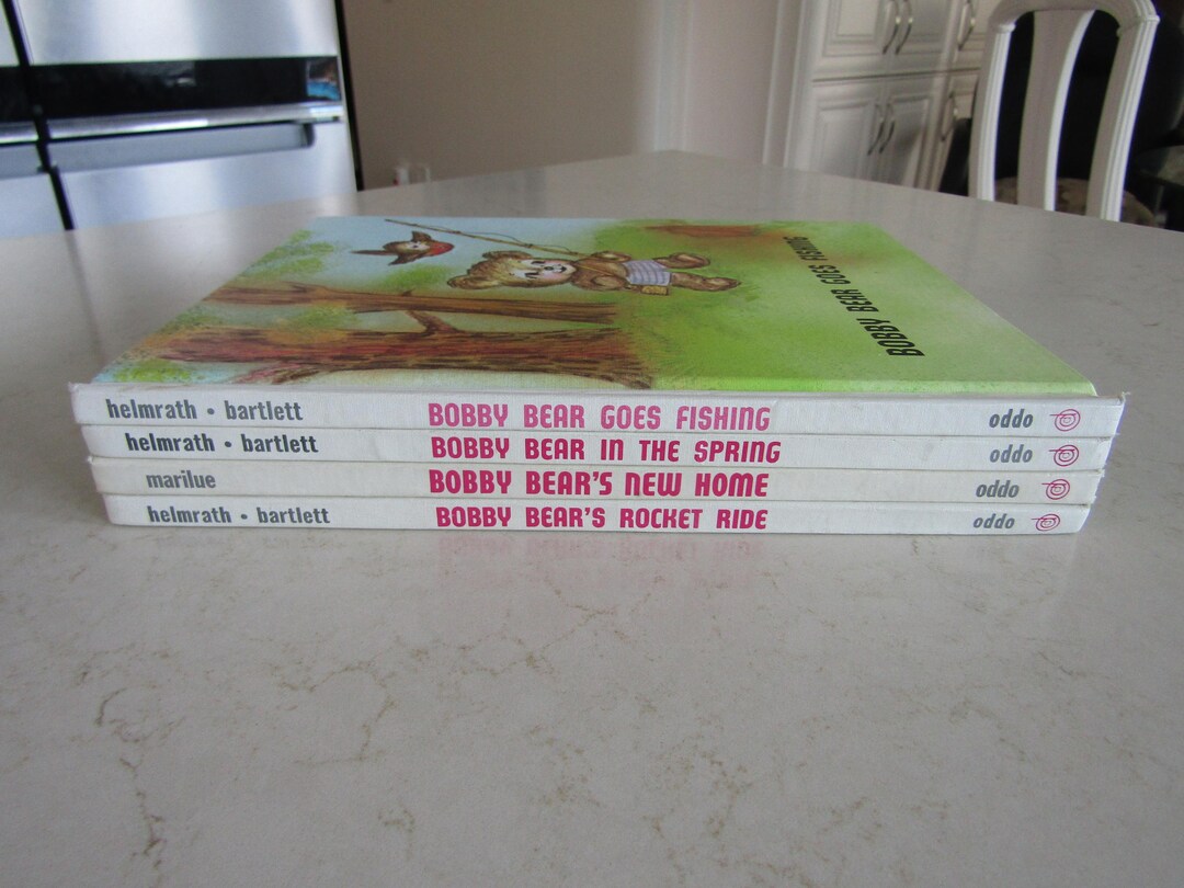 4 Vintage Bobby Bear Books - Etsy