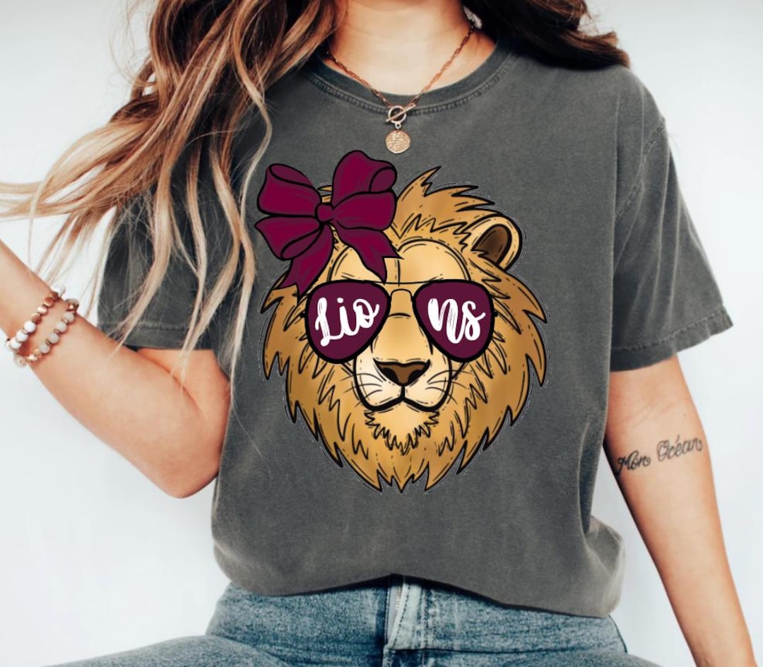 Lions High School Mascot, Maroon Lions Varsity Mascot 300 Dpi, Lion Png ...