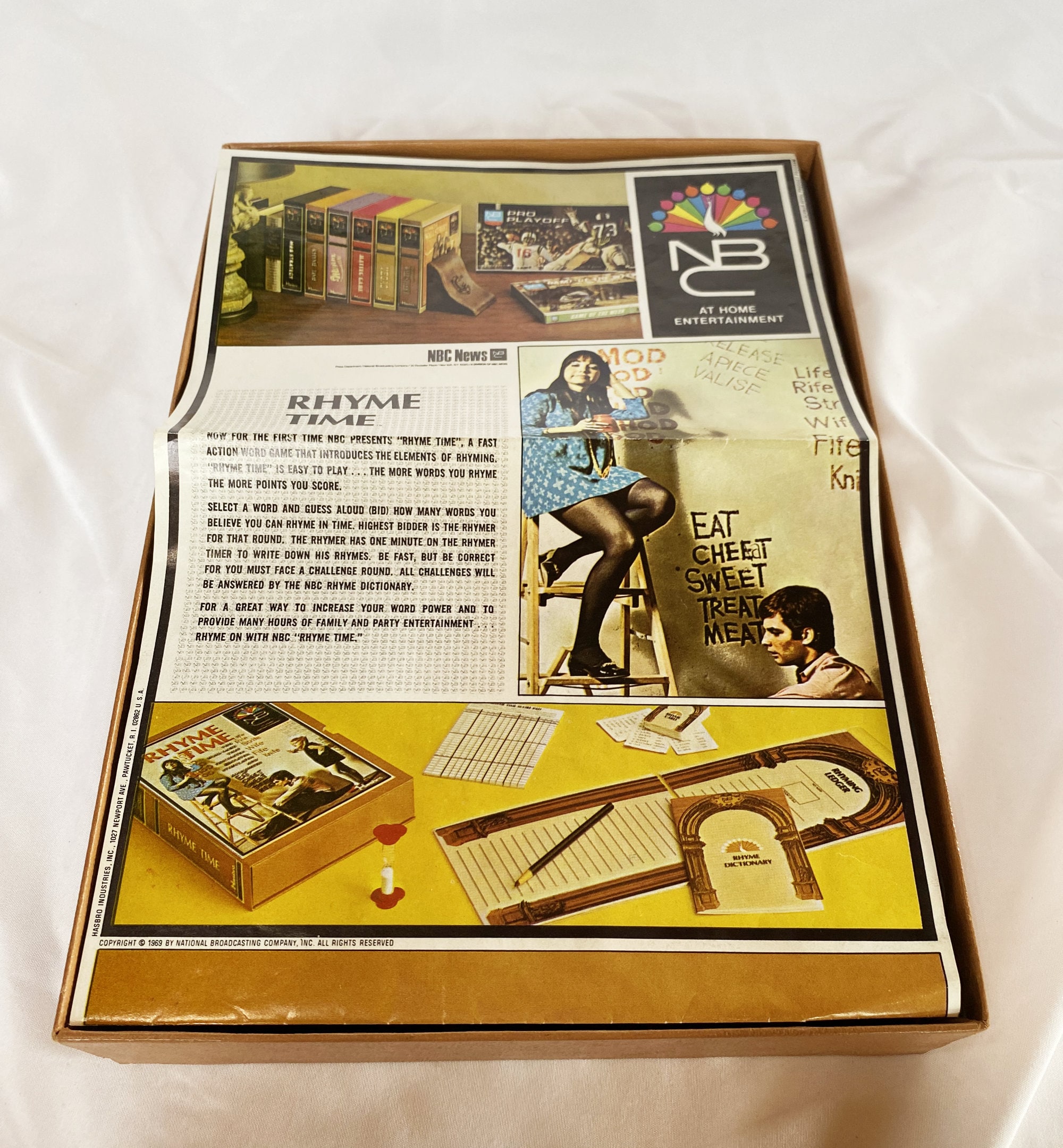 1969 NBC Hasbro RHYME TIME Bookshelf Word Rhyming Game - Etsy