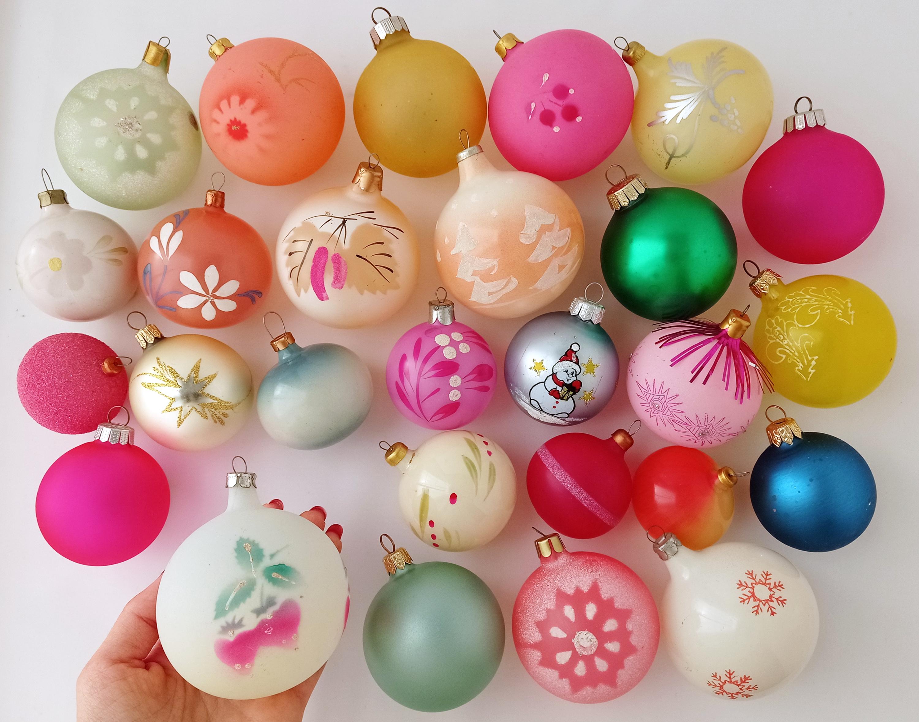 BALL- Glass Vintage Christmas Tree Ornament, Retro Home Decor, Xmas ...