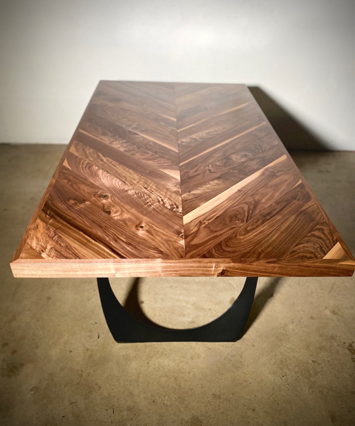 Chevron Dining Table,walnut, Herringbone Dining Table, Metal Legs, Wood ...