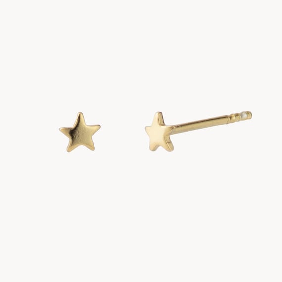 Minimalist studs store