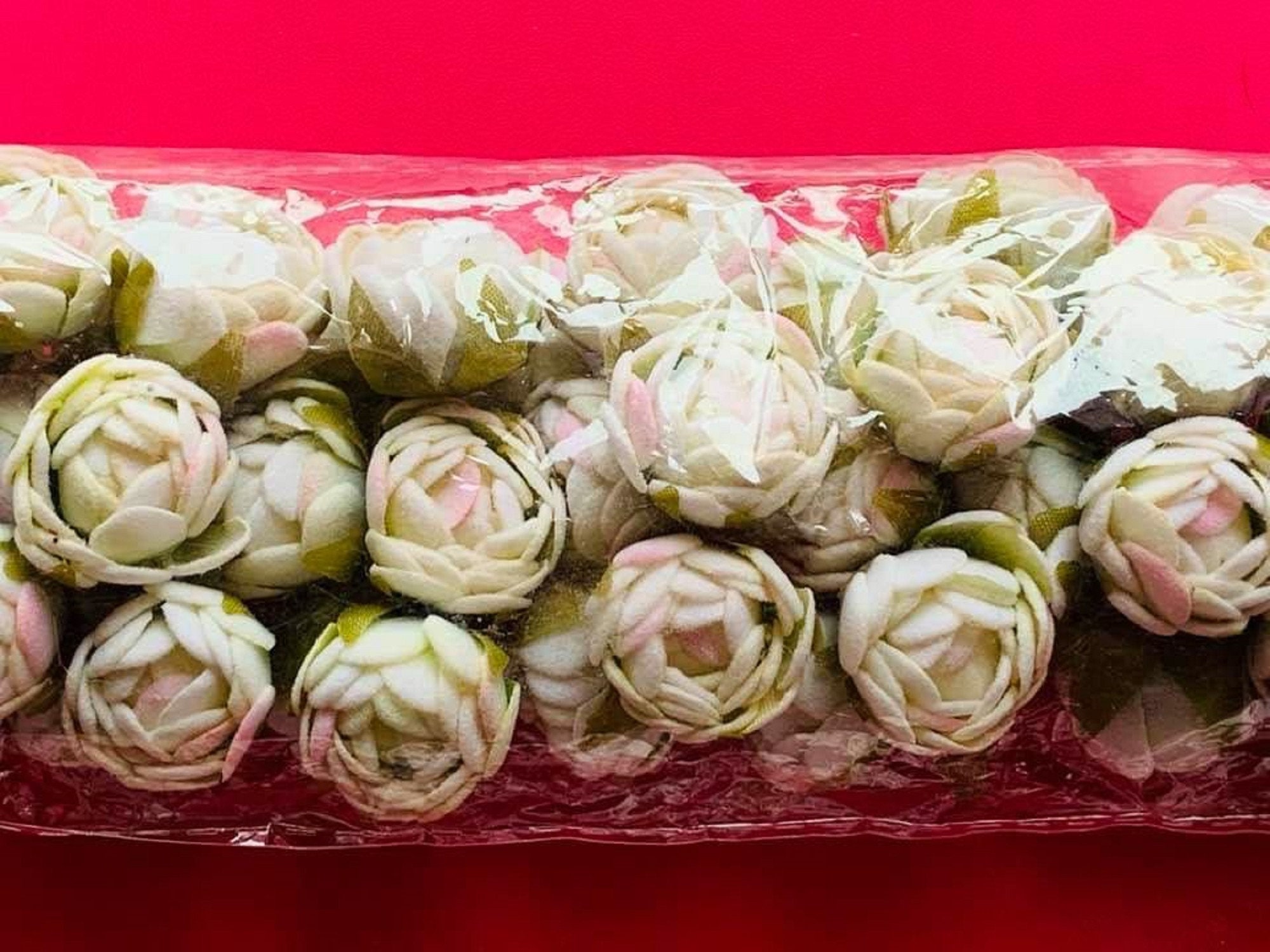 30 Pcs / 2cm / Mini Artificial Flower Buds Rose Wedding - Etsy