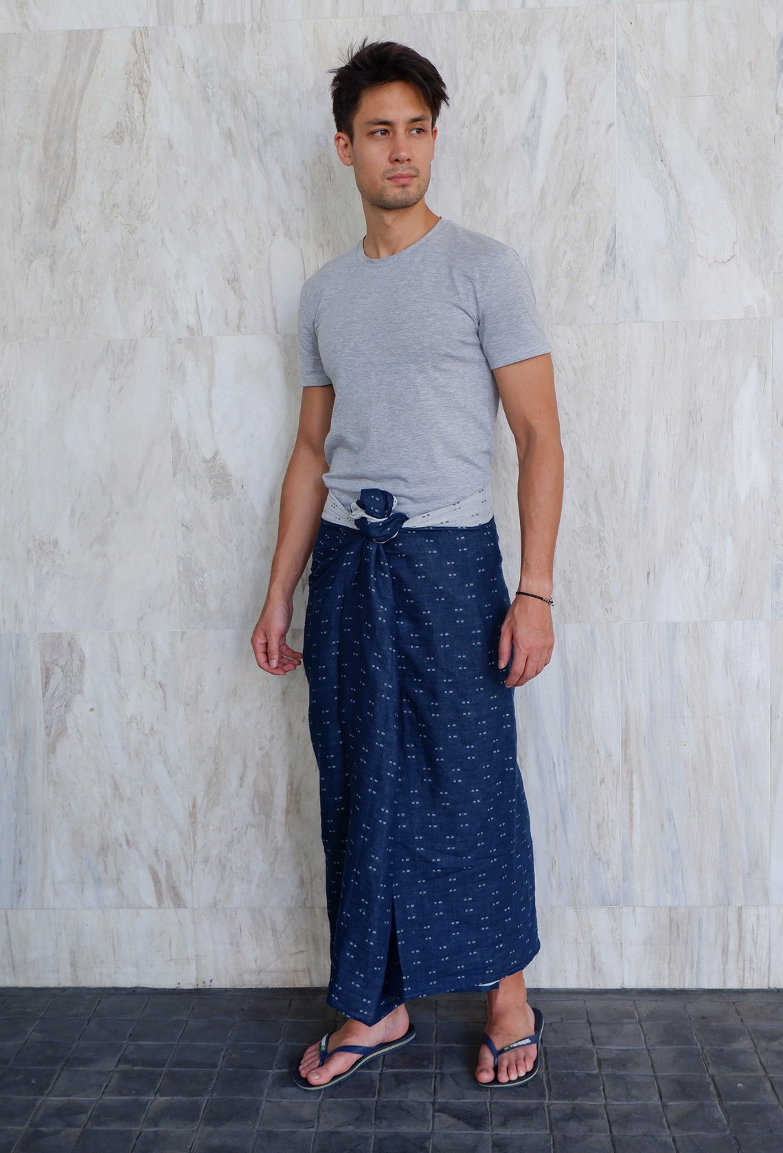 Longyi Dress for Men Stylish Beach Sarong sleek Minimalist | Etsy UK