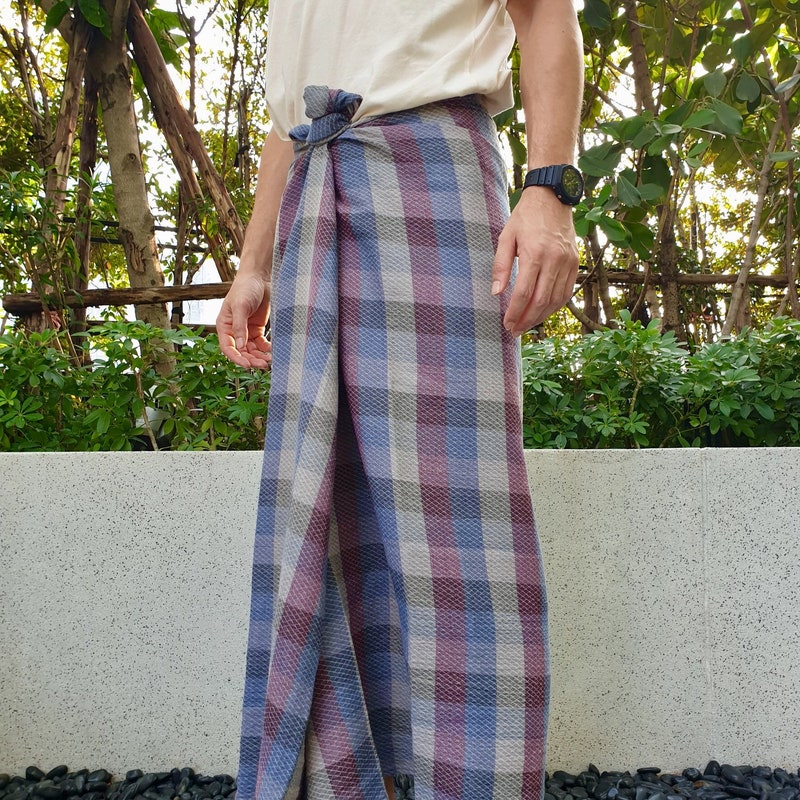 Burmese Longyi - Etsy