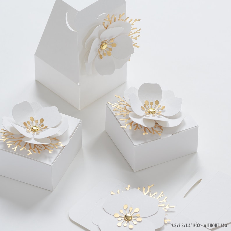 Set of 10 White Flat Favor Boxes With Flower Decor for Weddings ...