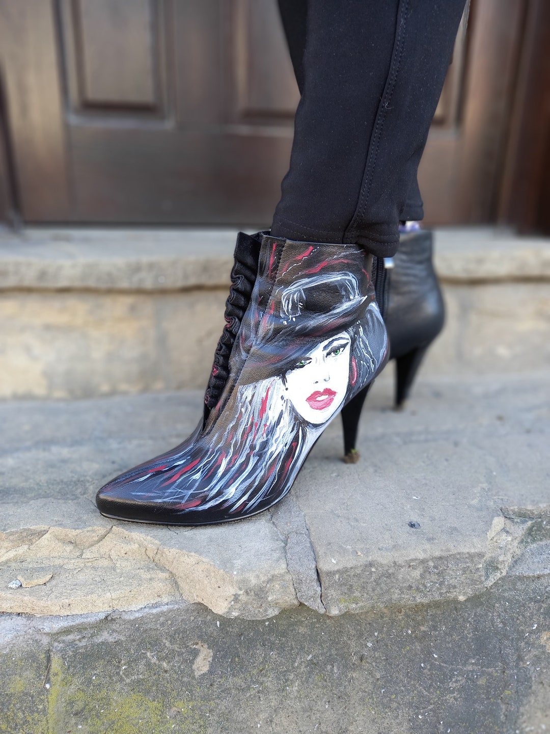 Hand Painted Leather Lady Shoes, Autumn and Winter Boots, Christmas ...