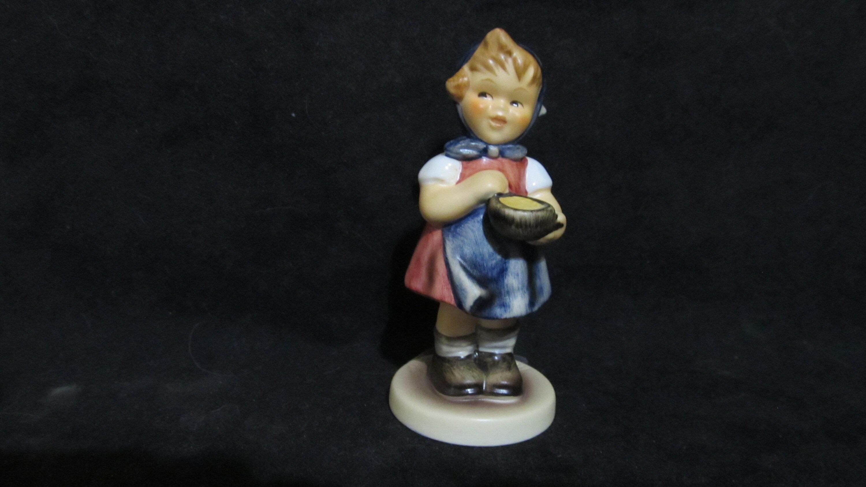 M.I. Hummel Club Exclusive Edition 1992 " From Me to You" Figurine - Etsy
