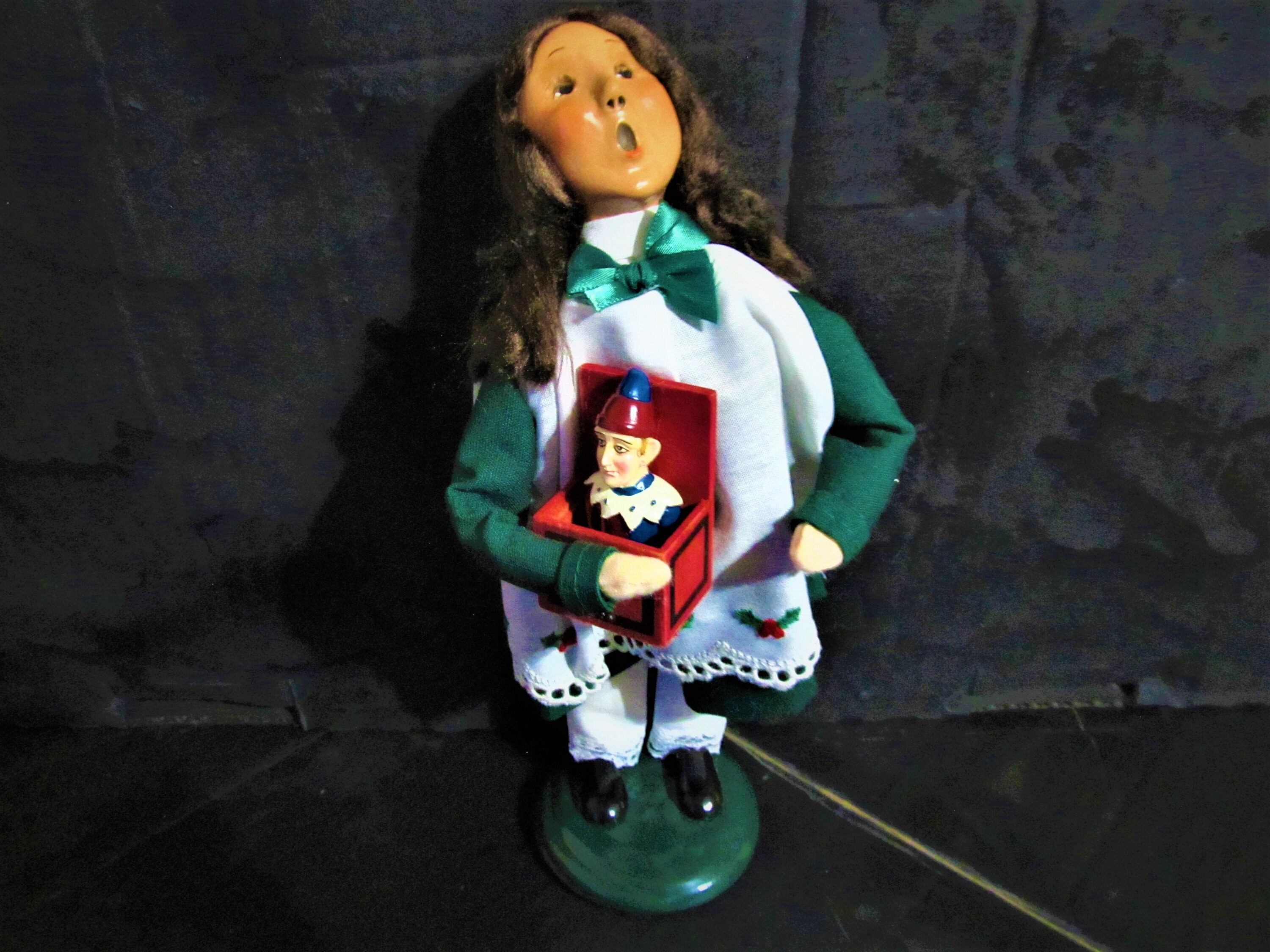 Byers' Choice 2001 the Caroler Series " Young Lady With Toy Jack -in ...